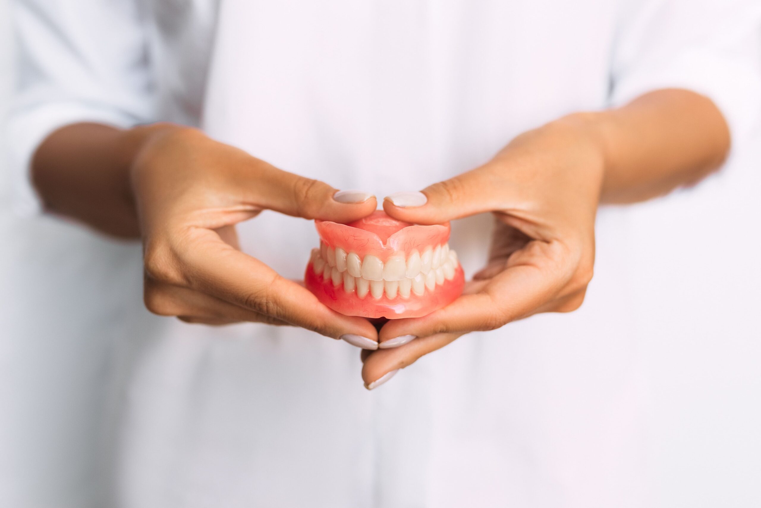 When to See Your Denturist for a Denture Emergency